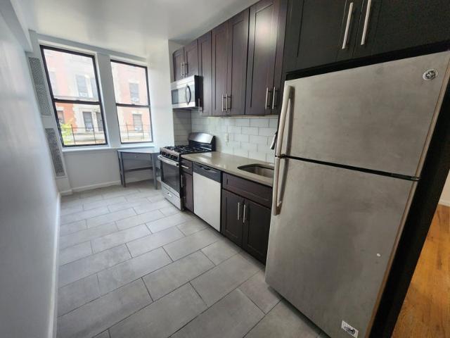 Renovated large Hamilton Heights Rooms W/D