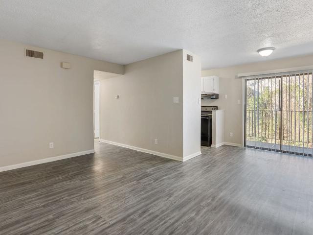 Renovated, Quiet 2 Bedroom in the Heart of GSO 2 Bedroom Apartment for Rent at 4228 United St, Greensboro, NC 27407 Highland Park