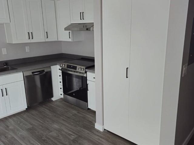 Renovated Townhomes & Apartments in Alderwood Area 2 Bedroom Apartment for Rent at 5725 200th St Sw, Lynnwood, WA 98036