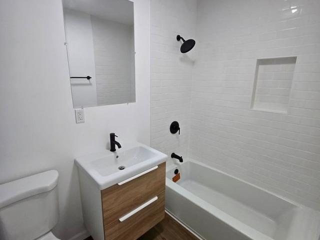 Renovated Units In Echo Park 2 Bedroom Apartment for Rent at 1330 Liberty St, Los Angeles, CA 90026 Greater Echo Park Elysian