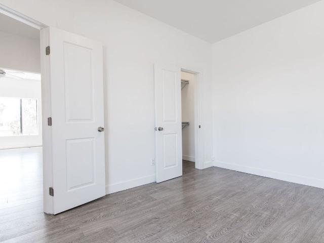 Renovated Units Studio Apartment for Rent at 932 Irolo St, Los Angeles, CA 90006 Wilshire Center Koreatown