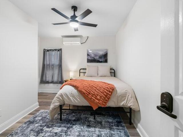 Renovated Vibes in Live Oak Modern Style + Chill Spaces Close to The Forum shopping Center #RoomGoals