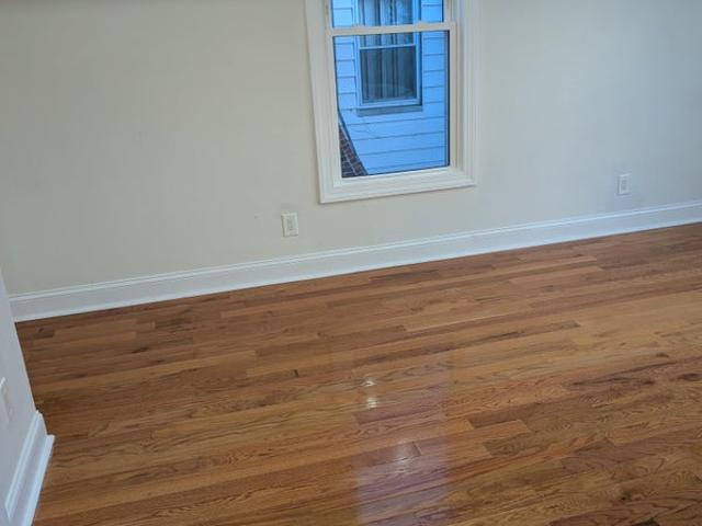 Renovated, victorian, rooms for rent
