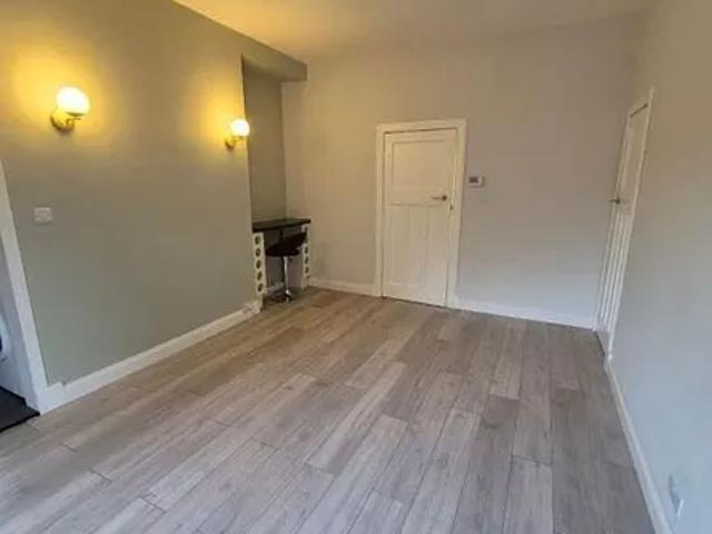 Renshaw Drive, Glasgow, G52 2JJ, United Kingdom | 3 bed apartment for rent #167552200 | Rentberry
