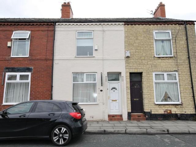 Renshaw Street, Eccles, Manchester M30, 2 bed terraced house to rent, £1,050 pcm | PrimeLocation
