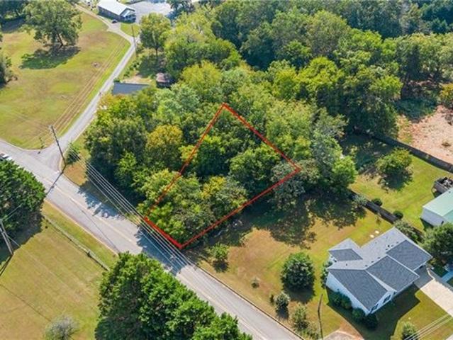 Reavis St, Ball Ground, GA 30107