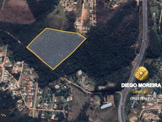 Área para incorporação ou industrial à venda próximo à rodovia Fernão Dias