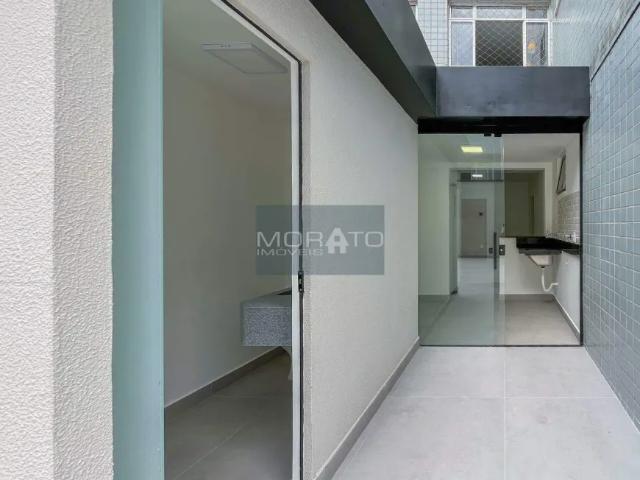 Área Privativa 3 quartos, suíte, 2 vagas de garagem à venda no Bairro Castelo