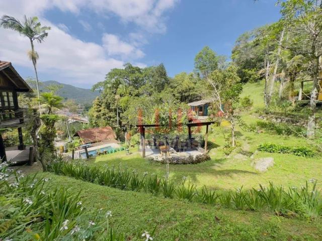Área à venda, 4200 m² por R$ 1.400.000,00 Itaipu Niterói/RJ