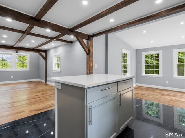 Reaching Hill Rd, Winchester, Home For Sale