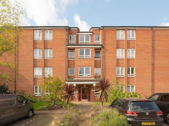Reachview Close, Camden, London, NW1 2 bed flat to rent £2,500 pcm £577 pw