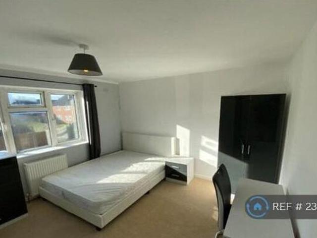 Read Avenue, Beeston, 5 Bedroom Terraced