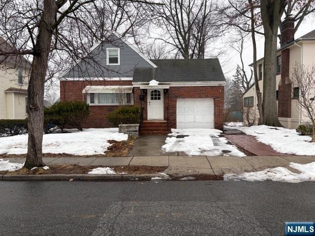 Reade St, Englewood, Home For Sale
