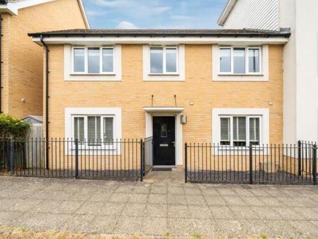 Reading, Berkshire, 3 Bedroom Semi detached