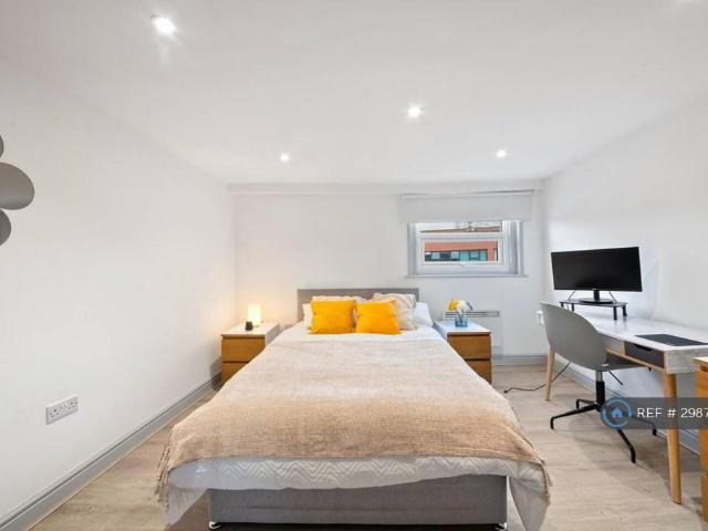 Reading, Reading, RG1 2 bed flat to rent £1,575 pcm £363 pw