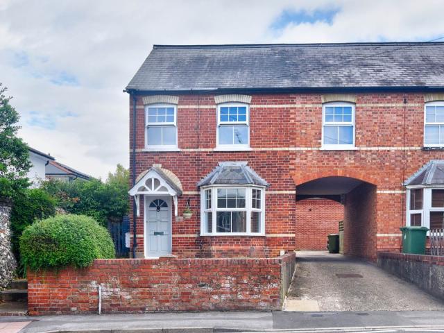 Reading Road, Henley On Thames RG9, 1 bed flat to rent, £1,400 pcm | PrimeLocation
