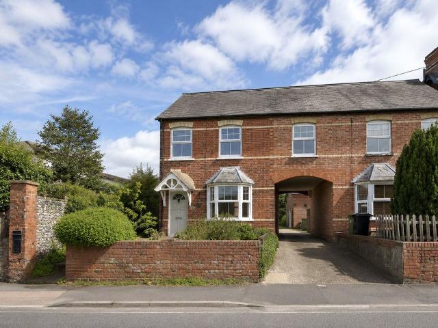 Reading Road, Henley On Thames RG9, 1 bed flat to rent, £1,500 pcm | PrimeLocation