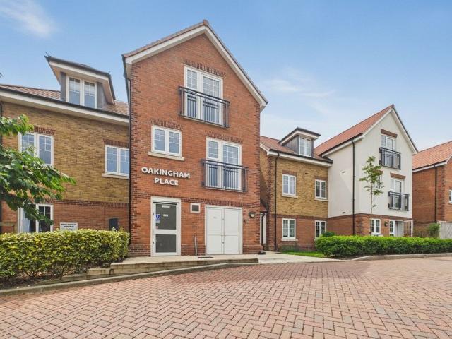 Reading Road, Wokingham, Berkshire RG41, 1 bed flat to rent, £1,150 pcm | PrimeLocation
