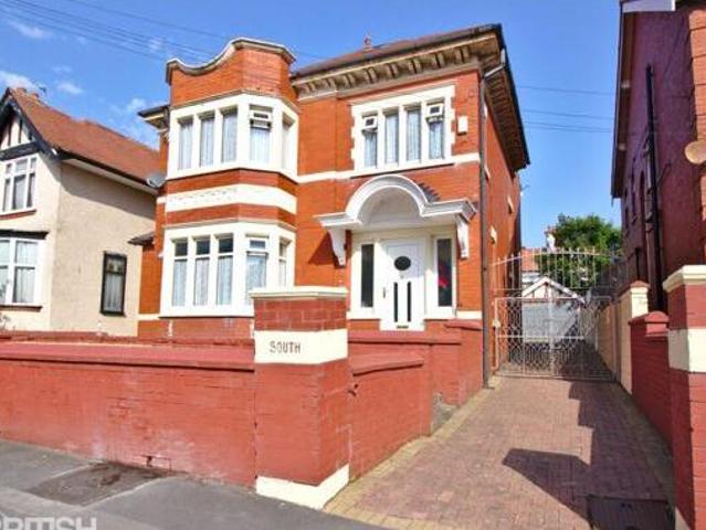 Reads Avenue, Blackpool, 7 Bedroom Detached