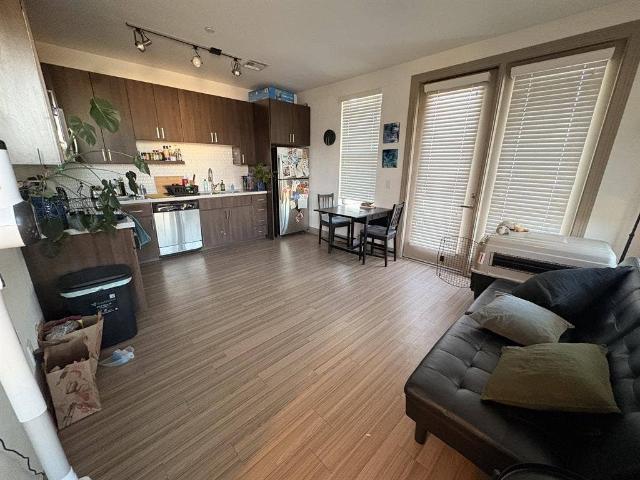 Ready to move, no deposit!
