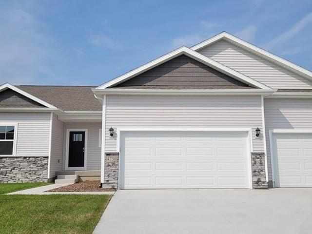 Reagan Plan Three Lakes Twinhomes Community