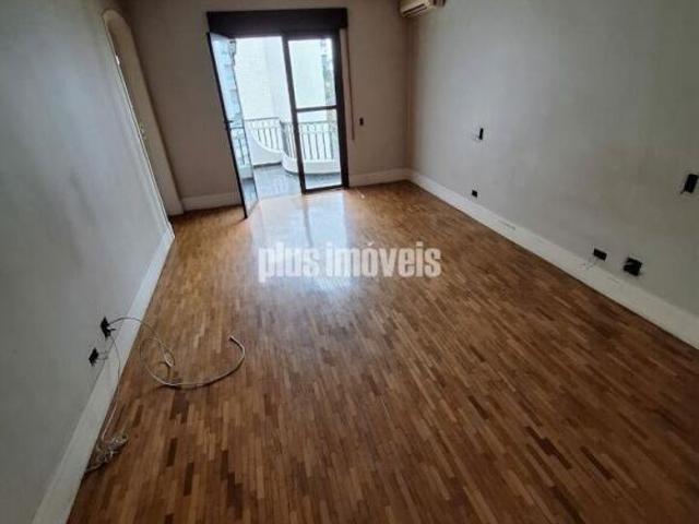 Real Parque 4 Quartos, 3 Suites, 3 Vagas