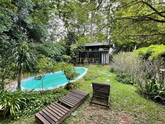 Real Parque 2 suítes 2 vagas Casa com Piscina