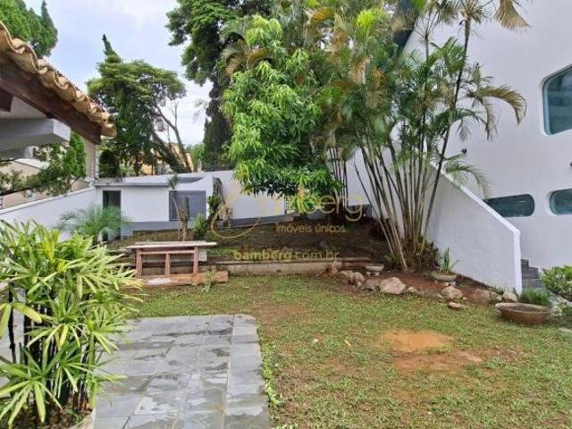 Real Parque, abaixo do preço, terreno de 807 m2, 4 quartos/suíte, 500 m2 construidos.Confira!
