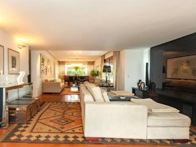 Real Parque Excelente apartamento