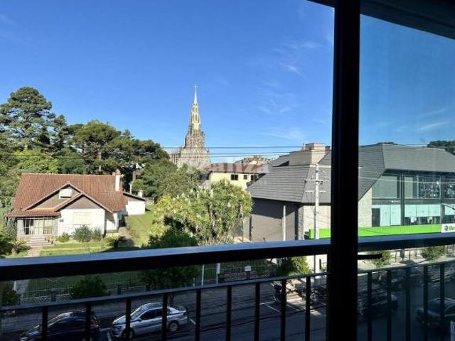 REALIZA VENDE APARTAMENTO COM 3 DORMITÓRIOS
