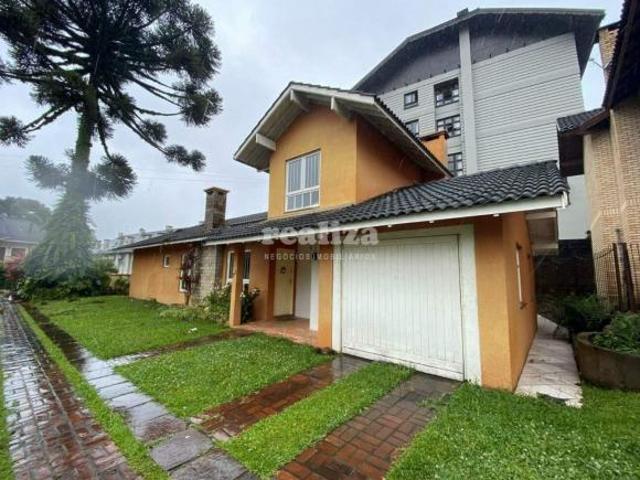 REALIZA VENDE CASA 03 QUARTOS EM CANELA