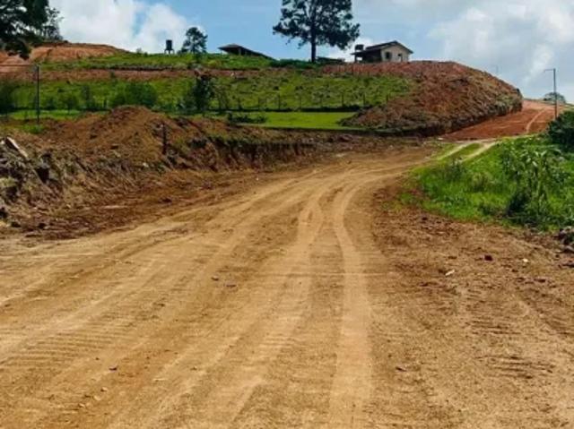 Realize Seus Sonhos: Terreno Espaçoso em Ibiúna, Perfeito para Sua Família!
