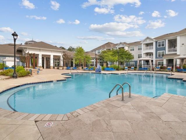 Realm at Patterson Place 3 Bedroom Apartment for Rent at 3767 Sw Durham Dr, Durham, NC 27707