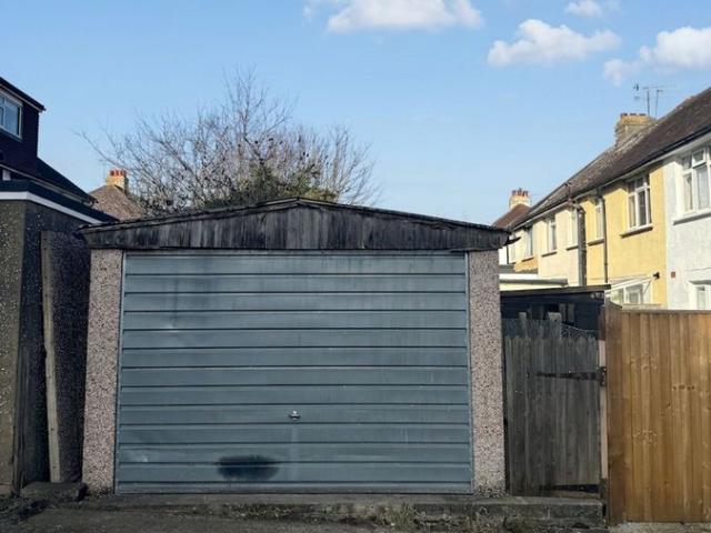 Rear Of Crown Road, Portslade BN41, Property to rent, £350 pcm | PrimeLocation