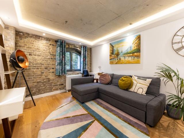 Reardon Path, London E1W, 1 bed flat to rent, £2,275 pcm | PrimeLocation
