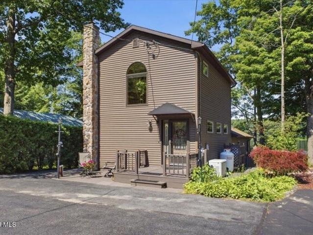 Reardon Rd, Queensbury, Home For Sale