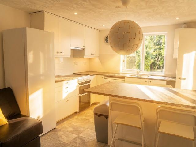 Rebecca Drive Copy, Selly Oak B29 6 bed house to rent £2,399 pcm £554 pw