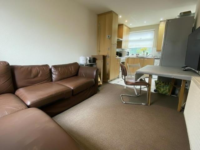 Rebecca Drive 4 bed, Selly Oak B29 4 bed house to rent £1,981 pcm £457 pw