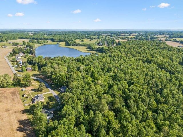 Rebecca Rd W, Fayetteville, TN 37334