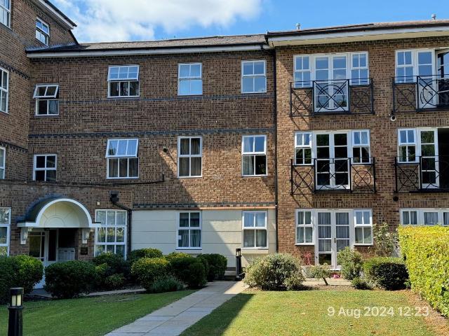 Rectory Court E18, 2 bed flat to rent, £1,950 pcm | PrimeLocation