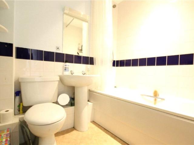 Rectory Court, Walnut Tree Close, Guildford, Surrey, GU1 4RX
