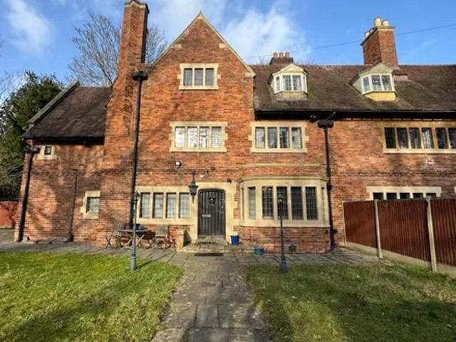 Rectory Lane, Castle Bromwich, B36 9DH, United Kingdom | 2 bed duplex for rent #139402062 | Rentberry