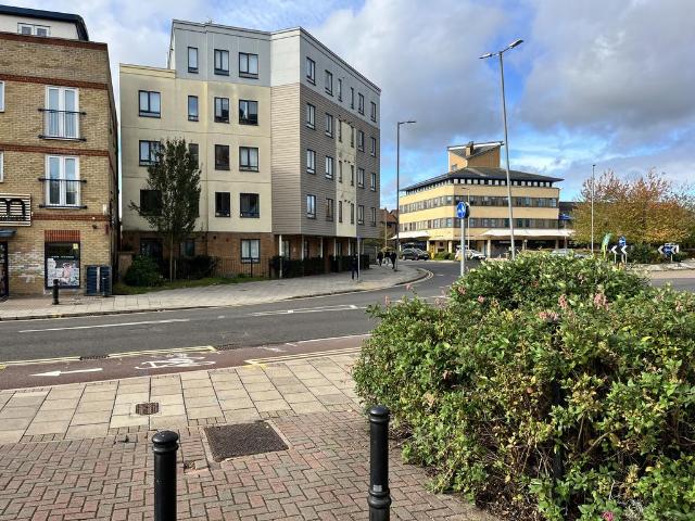 Rectory Lane, Chelmsford 1 bed apartment to rent £1,050 pcm £242 pw