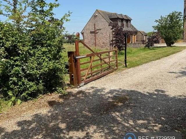Rectory Lane, Chelmsford, CM3 Studio to rent £1,650 pcm £381 pw