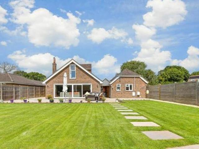 Rectory Lane, Ashington, 5 Bedroom Chalet