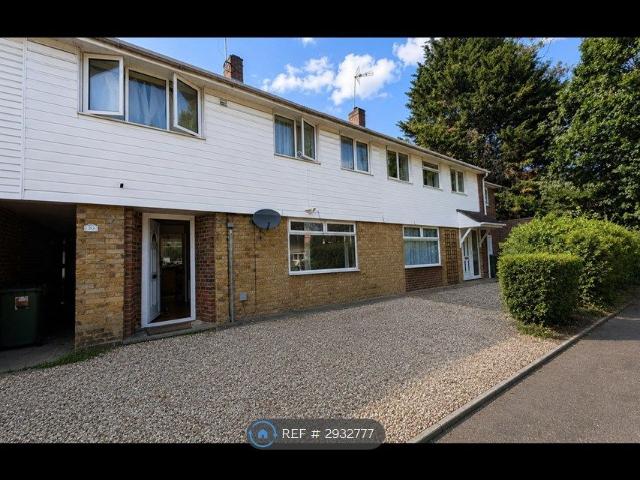 Rectory Lane, Bracknell RG12, 3 bed terraced house to rent, £1,950 pcm | PrimeLocation