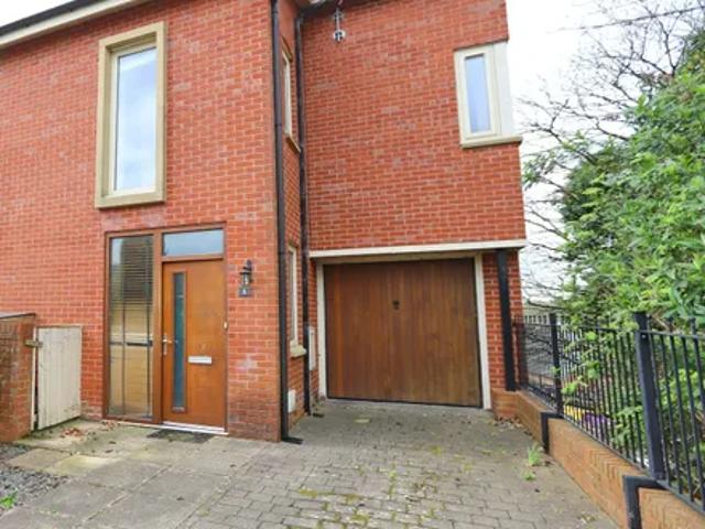 Rectory Lane, Prestwich, M25 1BE, United Kingdom | 4 bed house for rent #166139427 | Rentberry