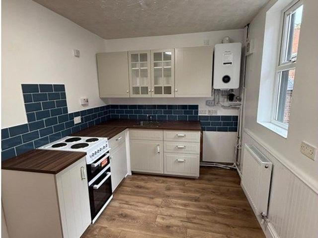 Rectory Road, Chesterfield S43, 2 bed end terrace house to rent, £850 pcm | PrimeLocation