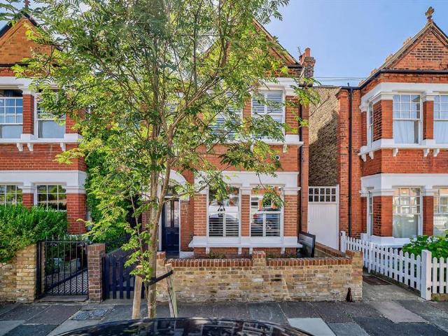 Rectory Road, London SW13 4 bed house to rent £8,500 pcm £1,962 pw