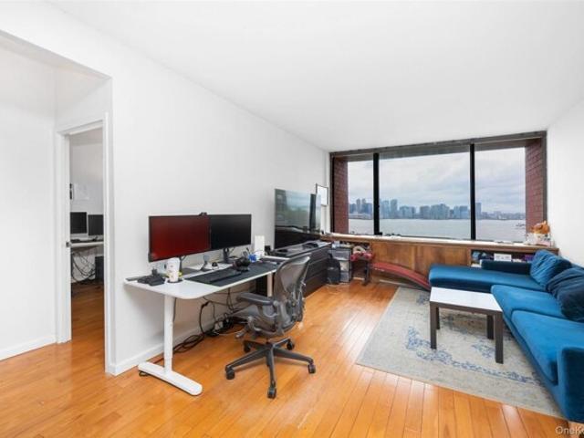 Rector Pl Apt A, New York, Home For Sale